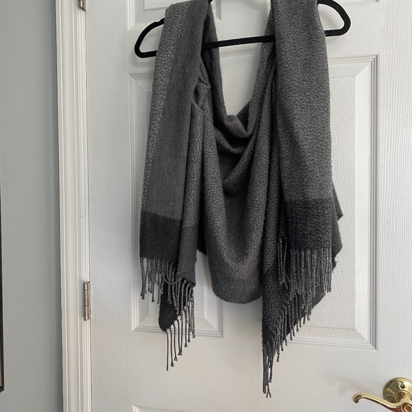 zighilli | Accessories | 2for2 Zighilli Italian Italy Black Grey Scarf ...